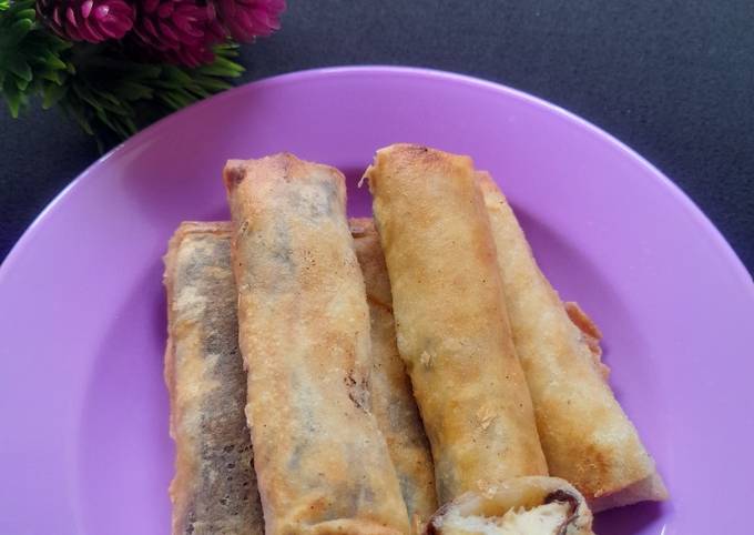 Resep Piscok lumer (pisang cokelat) oleh Fadma - Cookpad