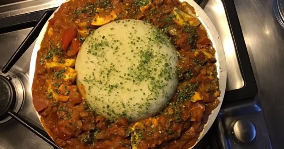Carri D'œufs Et Son Dôme De Riz Blanc de Mila Skull - Cookpad