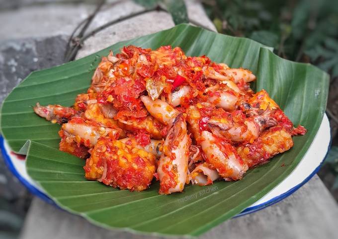 Resep Cumi Asin & Tempe Balado oleh Hadleny Kitchen - Cookpad