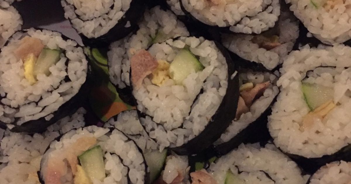 Resep Sushi Simple (Ekonomis)😂 oleh Wanti Puspasari - Cookpad