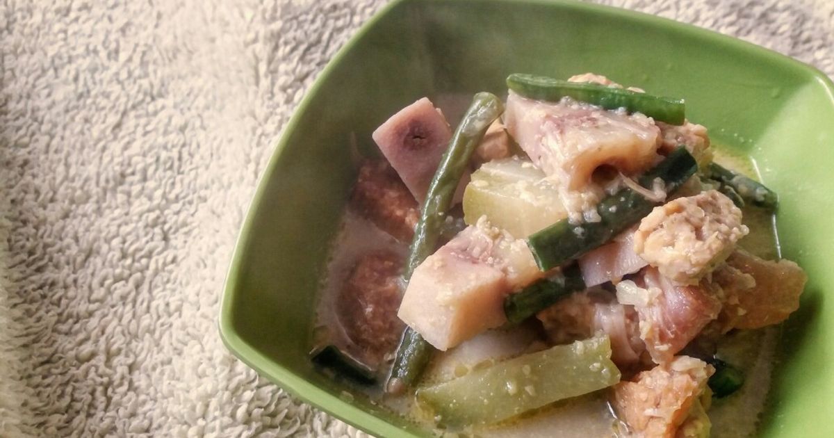 Sayur Godog / Vegetable In Coconut Milk Curry Recipe by Iskan Detia ...