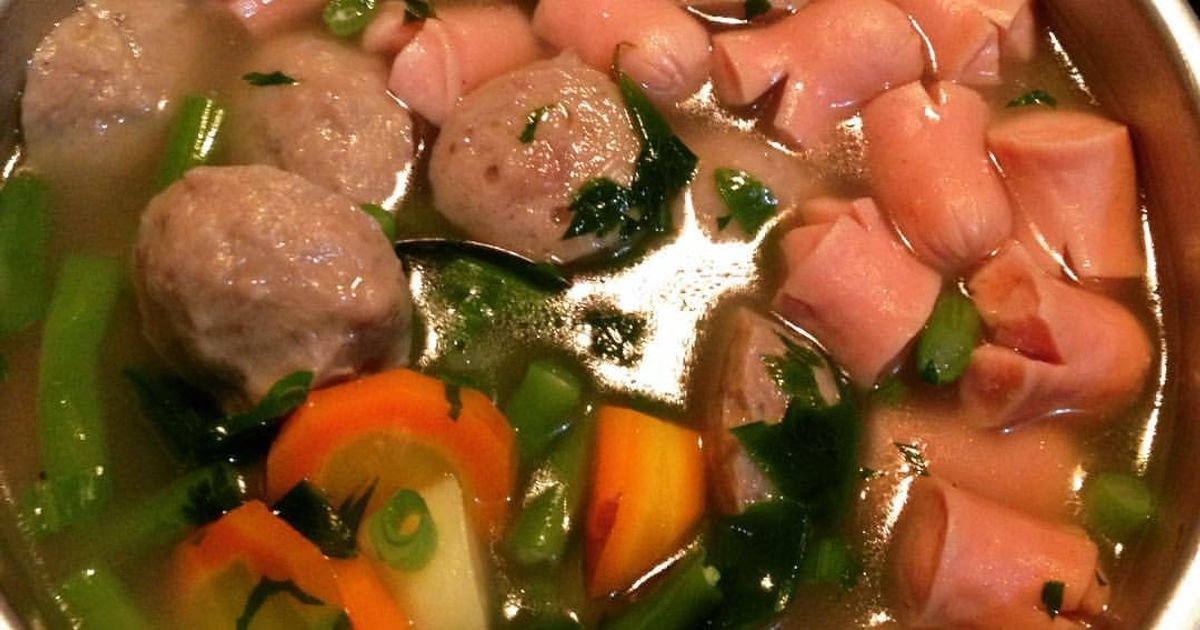 Resep Sop Baso Sosis oleh Kadek Dedyarini - Cookpad