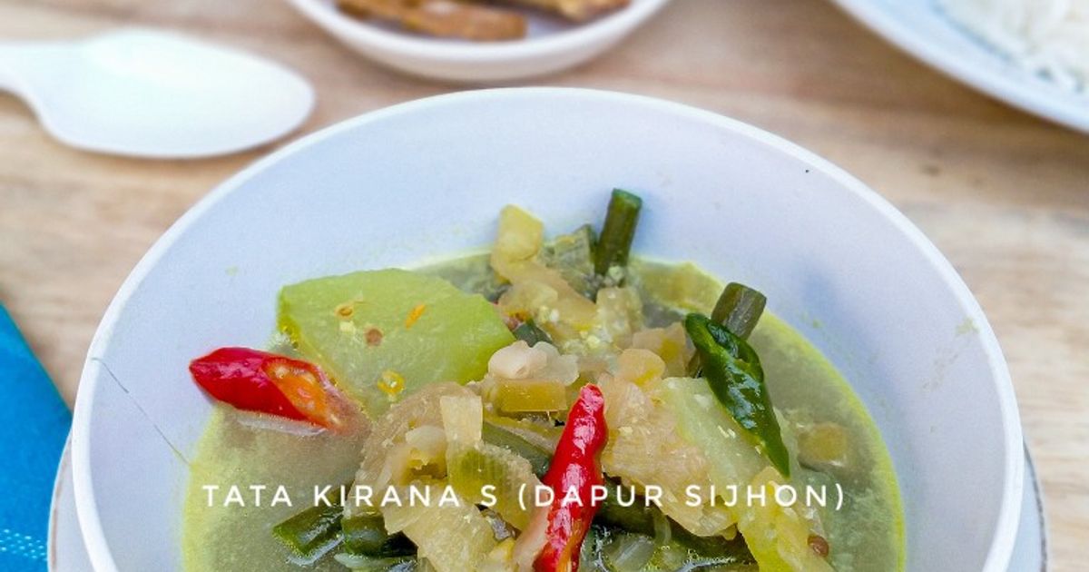 Resep (Batang Pisang Muda) Sayur Lodeh Ares oleh Tatta Manyund - Cookpad