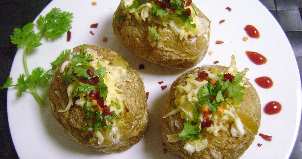 Stuffed Baked Jacket Potatoes Recipe by Bethica Das - Cookpad