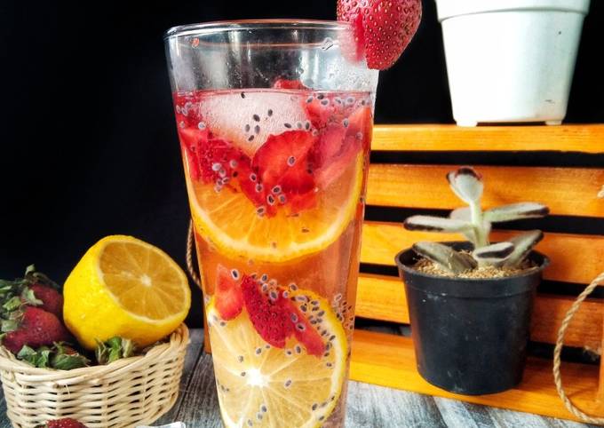 Resep Strawberry Lemon Squash oleh Agustin Nur Hasanah - Cookpad