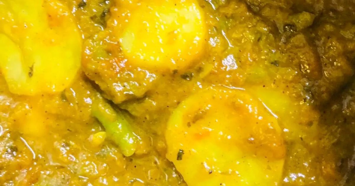 Aloo Binis Curry (Black Pepper) Recipe by DROOLSOME MORSEL BY AFREEN ...