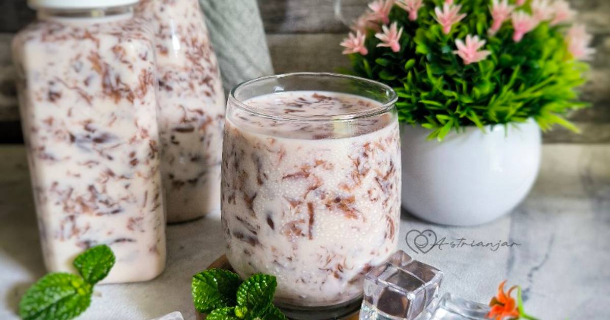 Resep Es Lumut Coklat oleh 🍒Astri Anjar🍍 - Cookpad