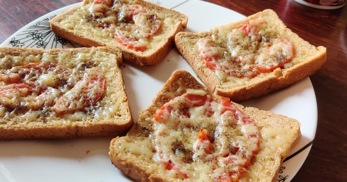 Tomato Mozzarella Cheese Toast Without Oven Recipe by Sheetal Chandra - Cookpad