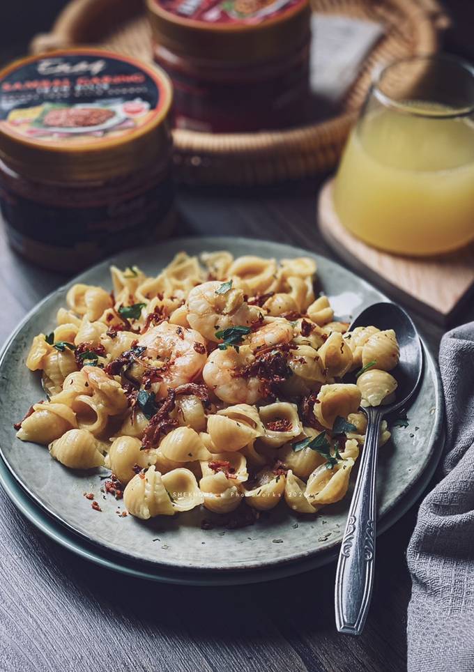 Resipi Shell Pasta Shrimp Curry Creamy oleh Nur Dhunaa AB Maleq - Cookpad