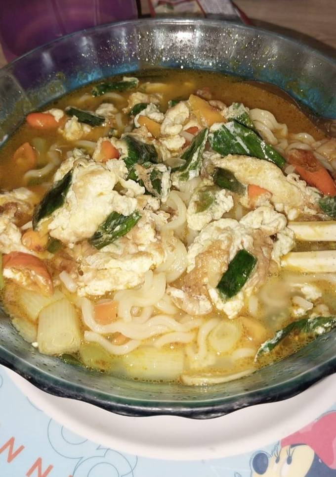 Resep Indomie Rebus Hack Nikmat Aini'Cooking oleh Aini - Cookpad