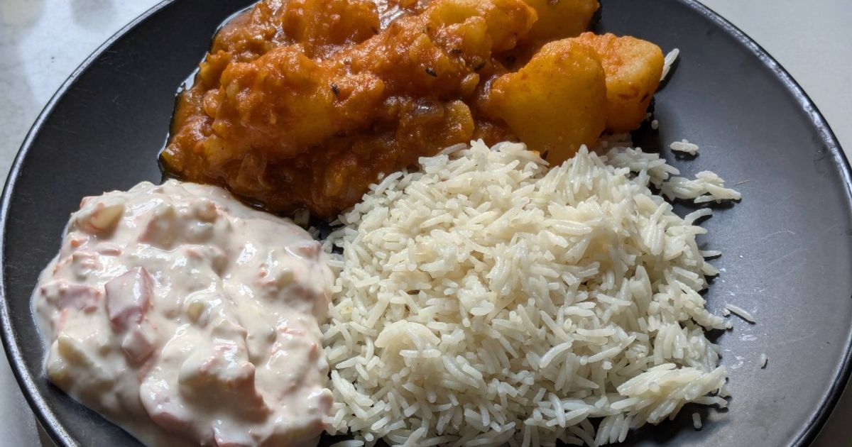 Lassaniya Batata (Aloo) + Raita Recipe By Sammy Veg
