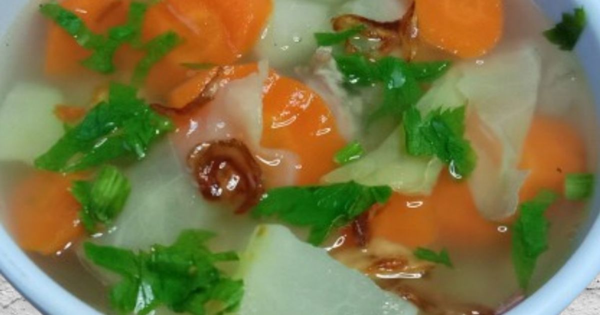 Resep Sayur Bening Labu Siam Wortel oleh Mama Kafa - Cookpad
