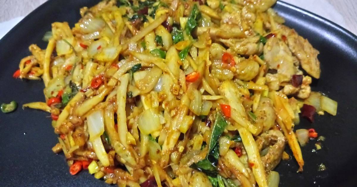 สูตร หน่อไม้ส้มผัดเนื้อใส่หอมใหญ่ โดย Юрий Hava - Cookpad