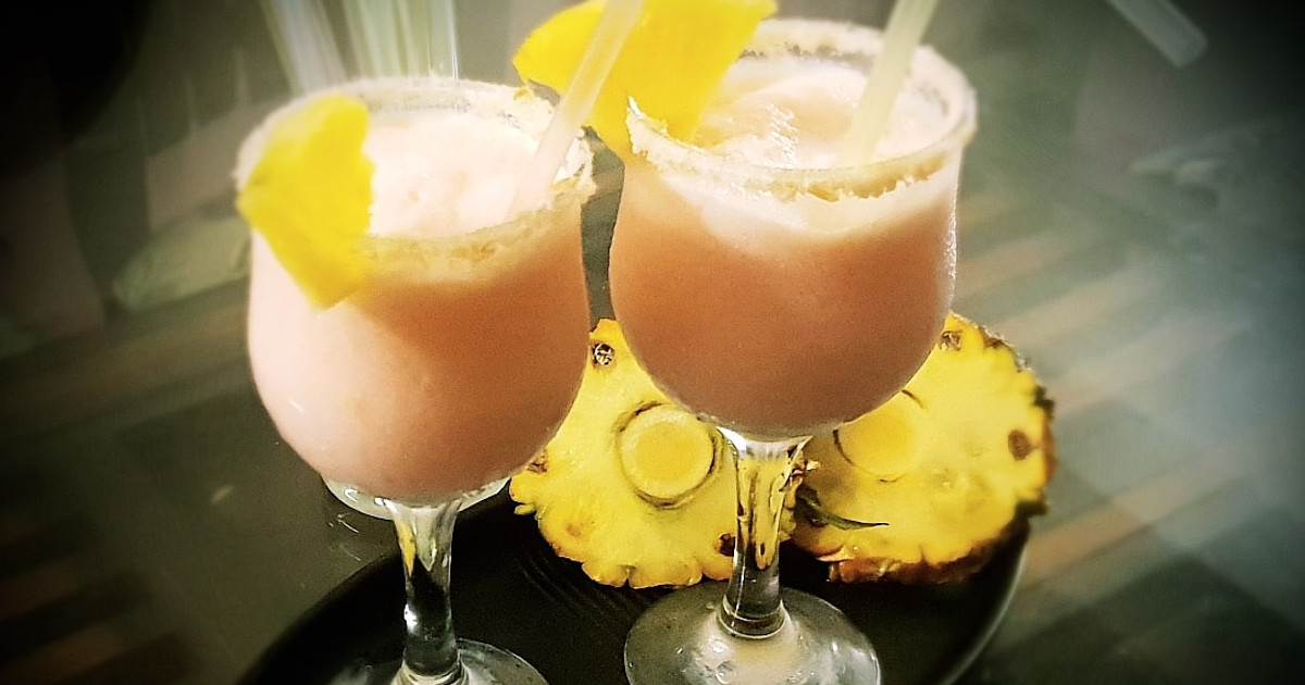 Vargin Pina Colada! (Coconut And Pinaapple Creamy Cooler) Recipe by ...