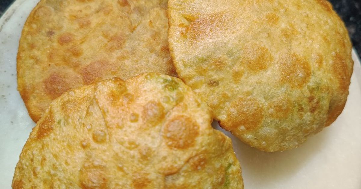 Khasta Matar Kachori Recipe by Munvi - Cookpad