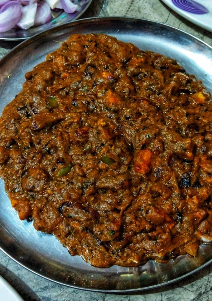 Veg Bhuna Pasanda Recipe by kartik gupta - Cookpad