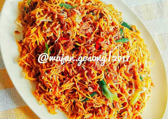 Resep Mie kuning goreng kecap oleh Wajan Gosong - Cookpad