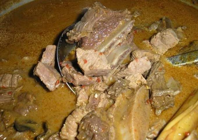Resep Gule daging sapi oleh maria dian andriana - Cookpad