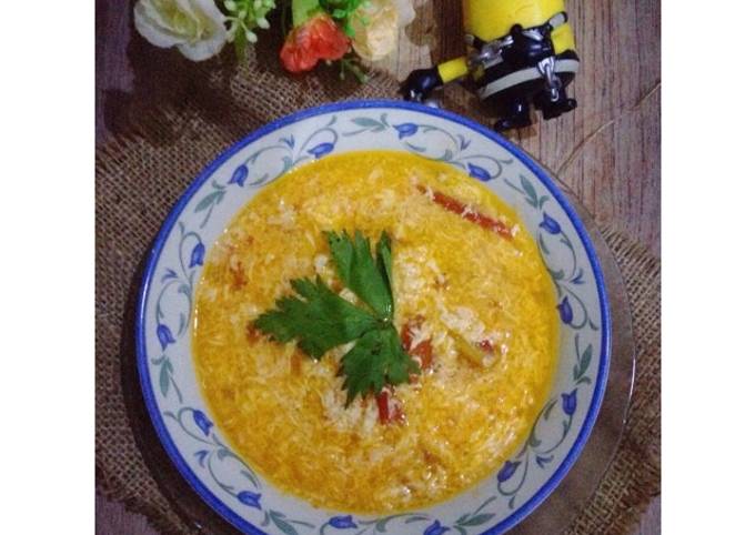 Resep Sup Tomat Telur oleh Ulfah Khairani - Cookpad