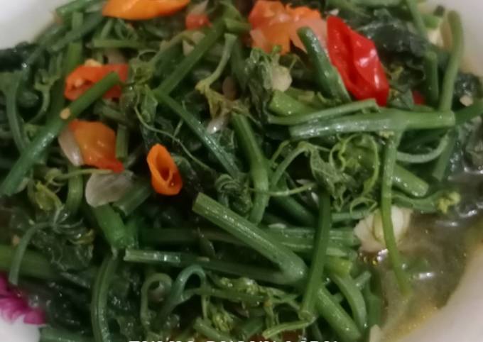 Resep #557 Tumis Pucuk Labu Siam Sederhana oleh Ratih Anita Dewi - Cookpad