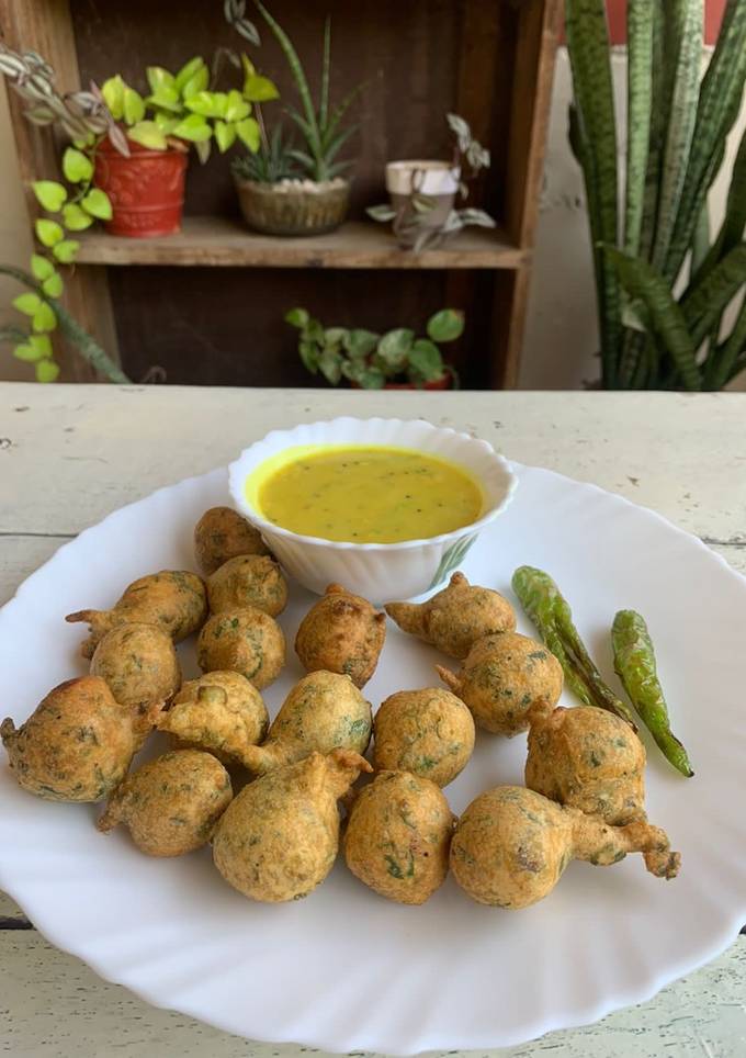 Methi Gota Recipe by Prachi Desai - Cookpad