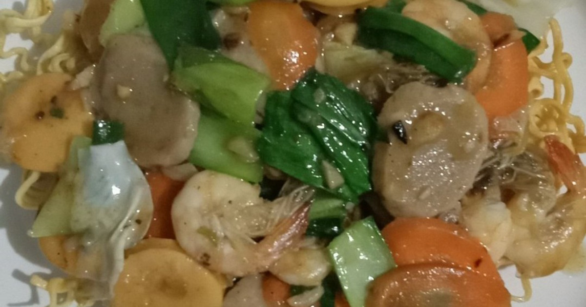 Resep I Fu Mie oleh Ratna Rasuan - Cookpad