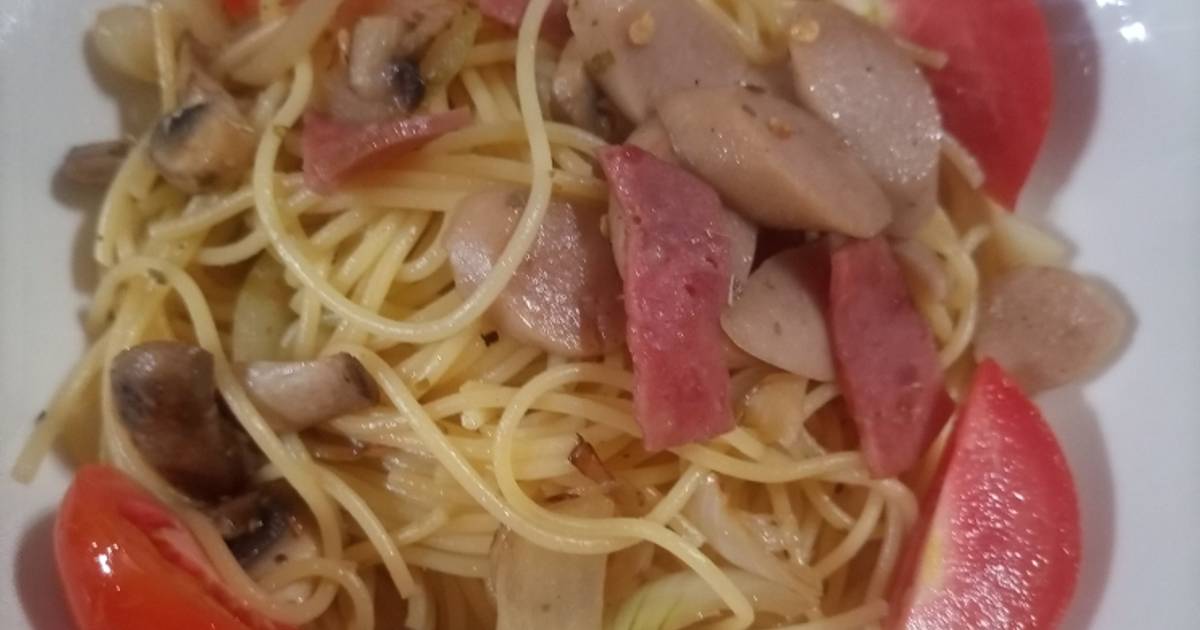 Resep Spaghetti aglio olio oleh tommy wiriadi putra - Cookpad