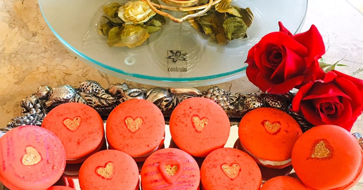 Red Macaroons With Golden Heart#Themechallenge Recipe by Binaka ...