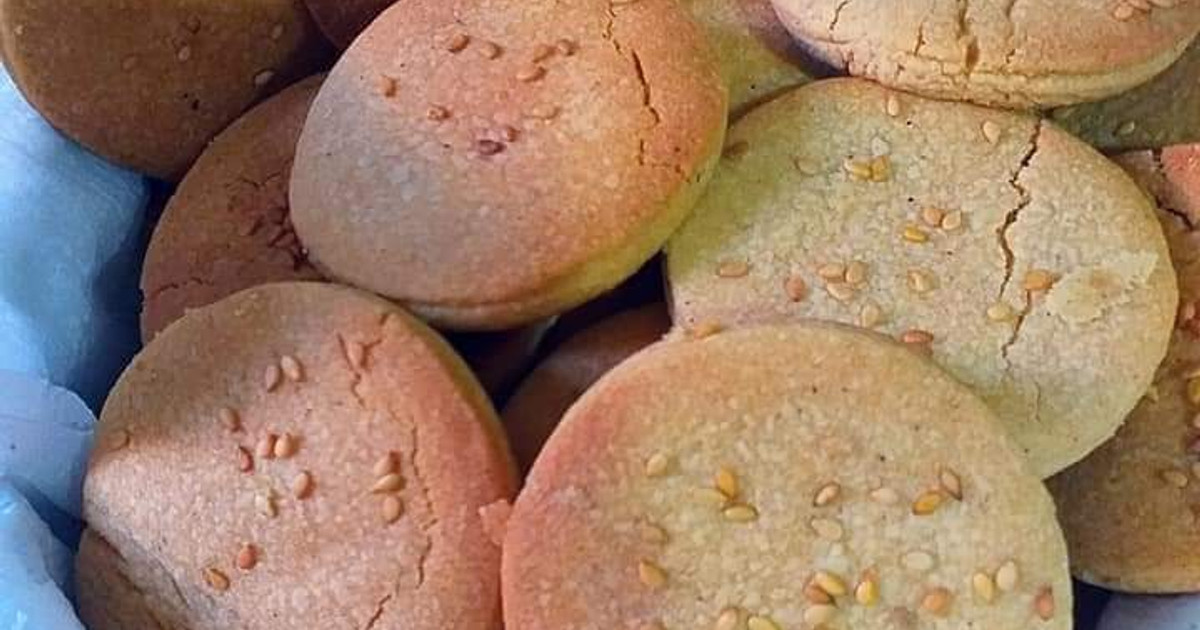 Mantecados Planos Caseros De Limón, Canela Y Agua De Rosas Receta de ...