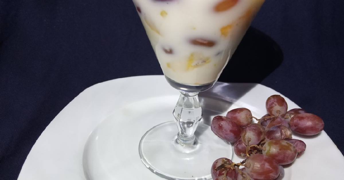 Yogo fruits Recipe by Hauwa Musa - Cookpad