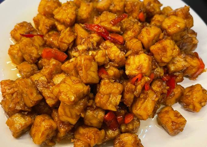Resep Tempe orek basah simple oleh Calsy - Cookpad