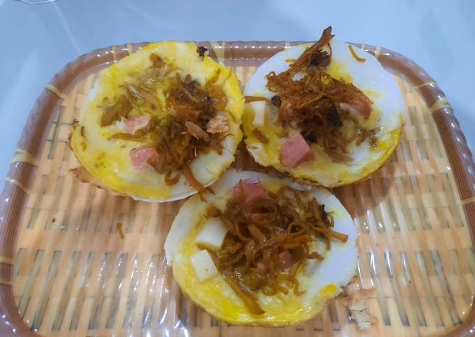 Resep Serabi topping ayam keju sosis oleh Rachmi Nurhalimah - Cookpad