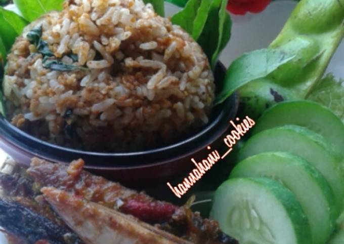 Resep Nasi Tutug Oncom (Khas Sunda) oleh April_Umi HannaHani - Cookpad Resep Nasi Tutug Oncom (Khas Sunda) oleh April_Umi HannaHani - Cookpad