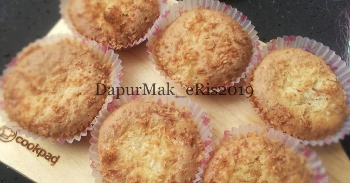 23 resep bolu kelapa panggang ekonomis enak dan mudah - Cookpad