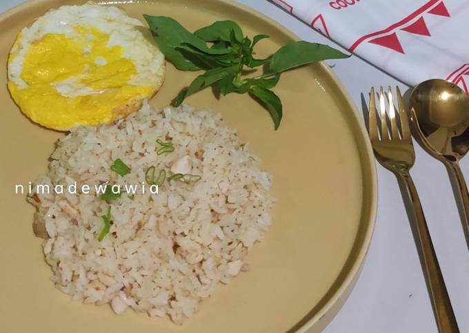 Resep Nasi Goreng Putih oleh Wawia Ni Made - Cookpad