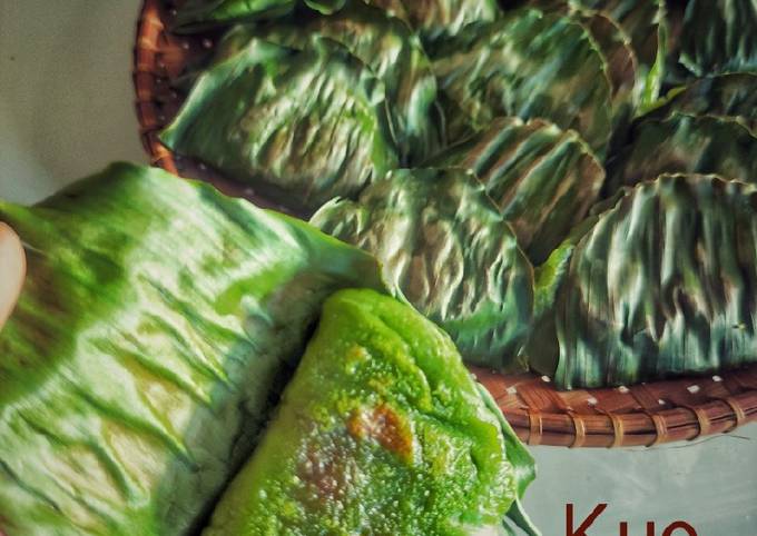Resep 339. Kue Kipo Si Hijau Jajanan Khas Yogyakarta oleh Dedifa.Cooking - Cookpad