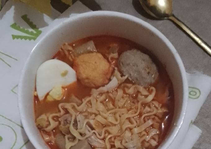 Resep Mie rebus merah oleh Ani Brilian - Cookpad