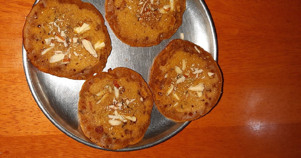 Wheat Jaggery Pancakes Recipe by Shruti Patwari - Cookpad