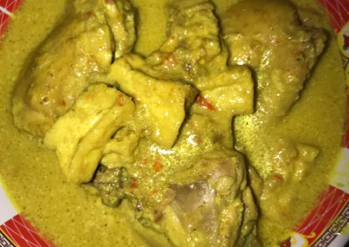Resep Kare ayam simple oleh Ava Nuraini - Cookpad