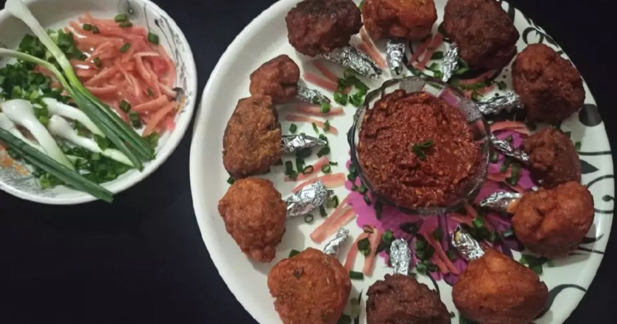 Cauliflower Lollipop / Gobi Lollipop Recipe by Daxa Parmar - Cookpad
