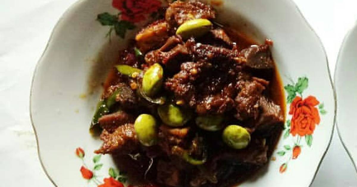 Resep Sambal goreng daging sapi pete oleh Ayu Wulan - Cookpad