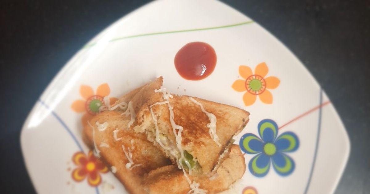 Veg Mayo Sandwich Toast Recipe by Kavita Arekar - Cookpad