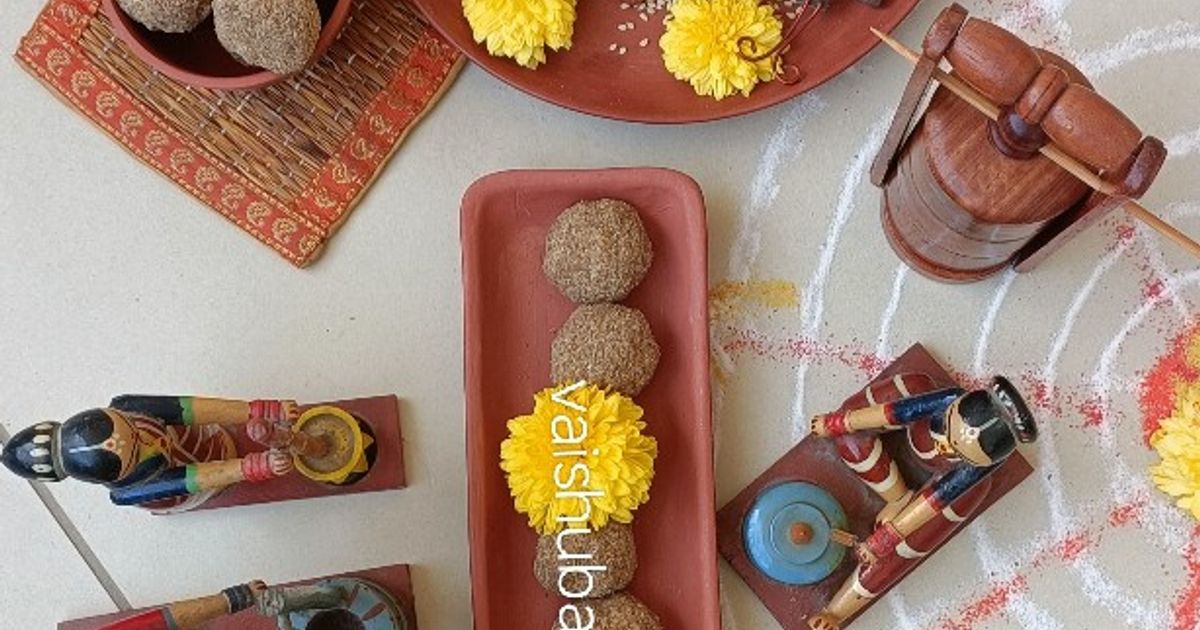 Tilgud Laddu (Sesame Seeds And Jaggery Sweet) Recipe by Vaishali Suhas ...