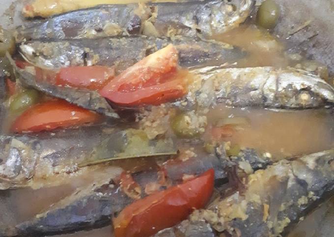 Resep Ikan layang bumbu kuning cabe gendot (No santan) oleh Deisy - Cookpad