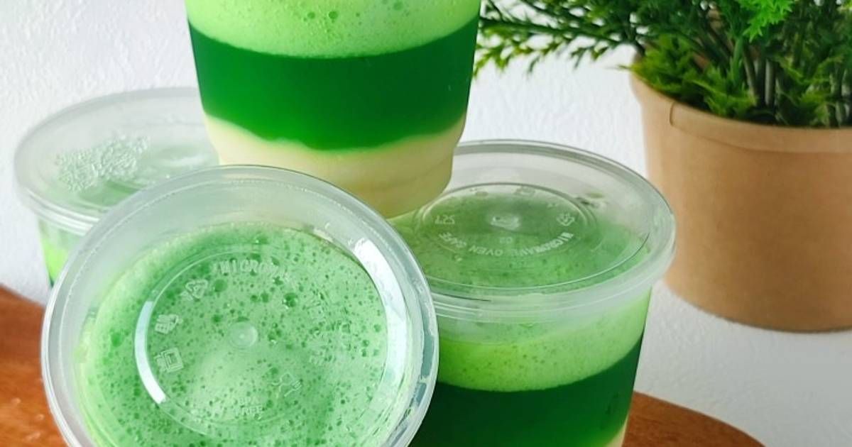 Resep Puding Busa Pandan Lapis oleh Ellaelloet - Cookpad