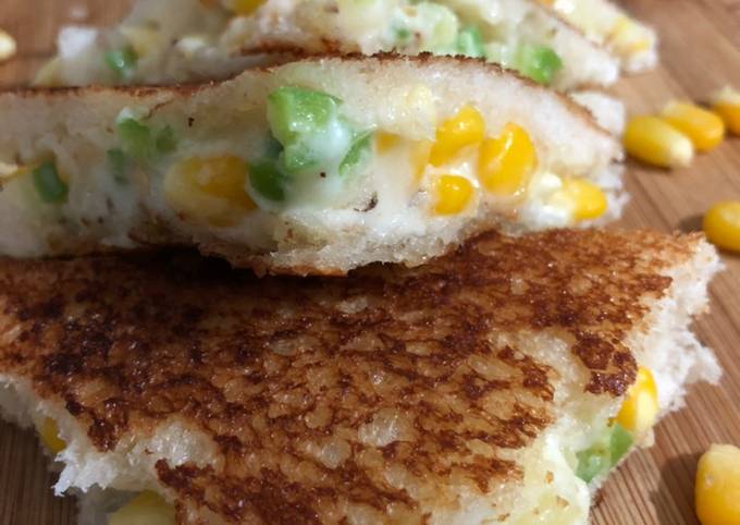Chilli cheese corn sandwich Recipe by Bhavisha Hirapara - Cookpad