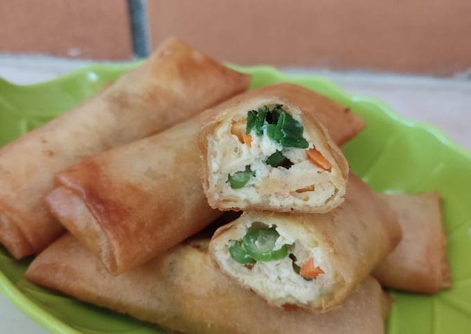 Resep Martabak TTS (Telur Tahu Sayur) oleh Diyah Puspita Rini - Cookpad