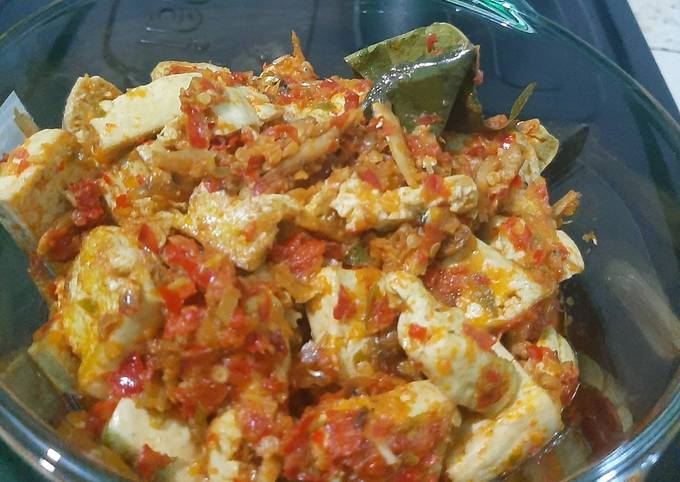 Resep Balado Tahu Teri oleh mariatul qibtiyah - Cookpad