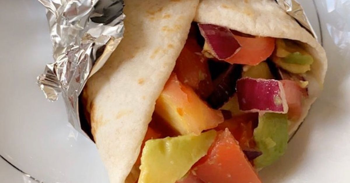 Garlic And Lemon Prawn Wraps Recipe by Charlotte Smith - Cookpad