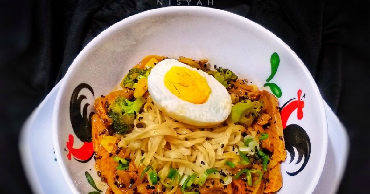 Resep Ifu Mie Sapi Lada Hitam oleh NiSyah 🍒 - Cookpad